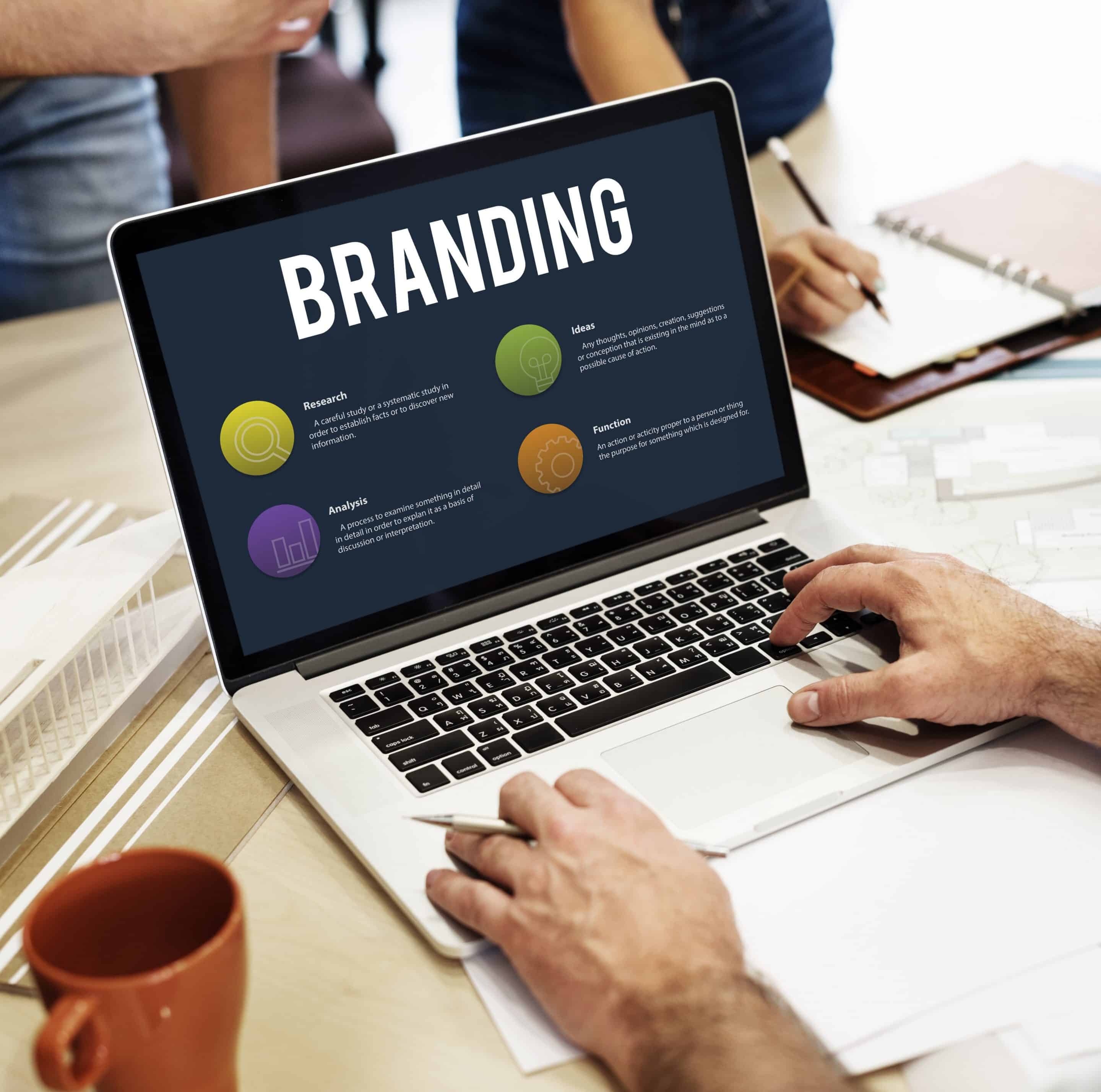 A Definitive Guide to Branded Dropshipping